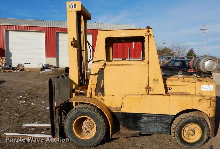 Hyster H80C forklift in Spring Hill, KS | Item DH2713 sold | Purple Wave