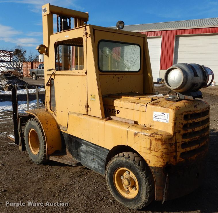 Hyster H80C forklift in Spring Hill, KS | Item DH2713 sold | Purple Wave