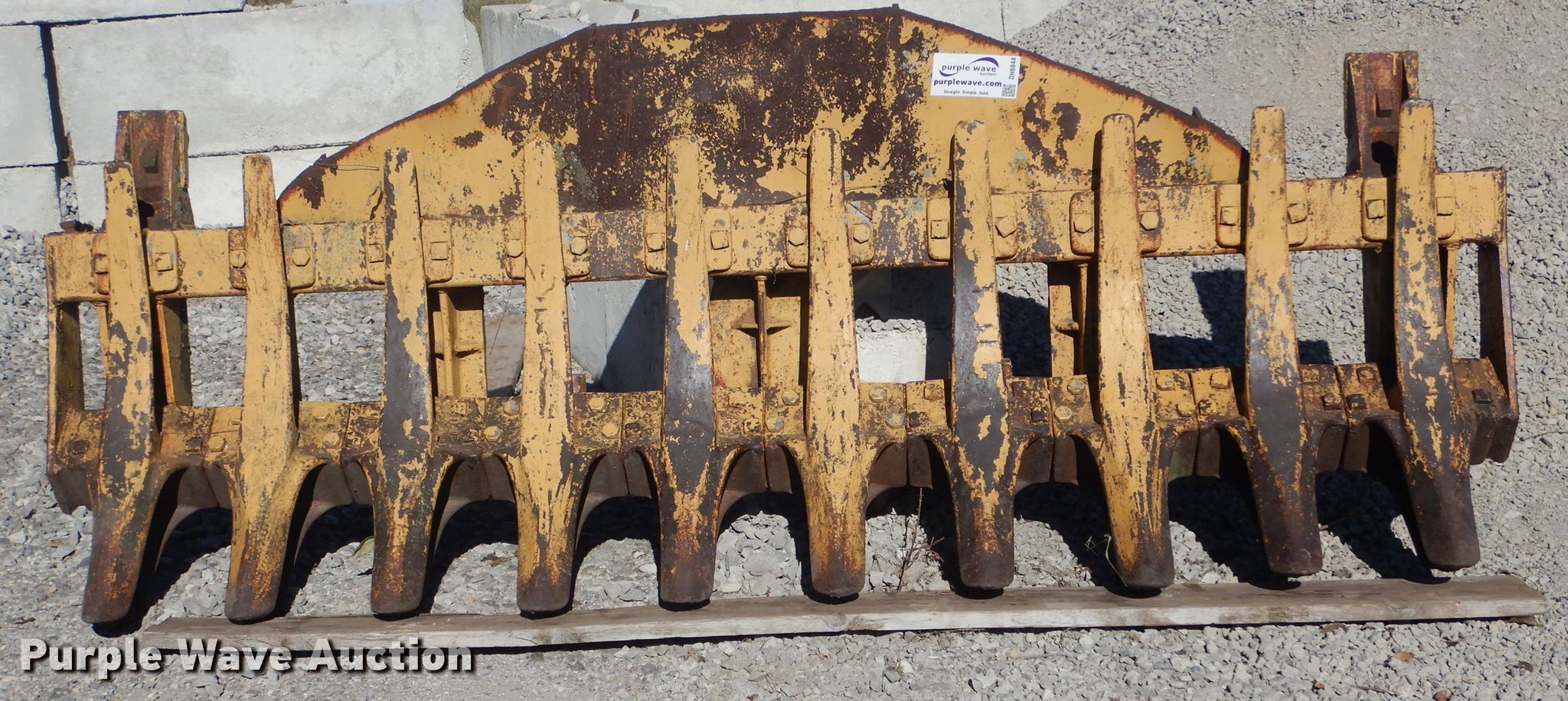 Fleco root rake in Union Star, MO | Item DH6844 sold | Purple Wave