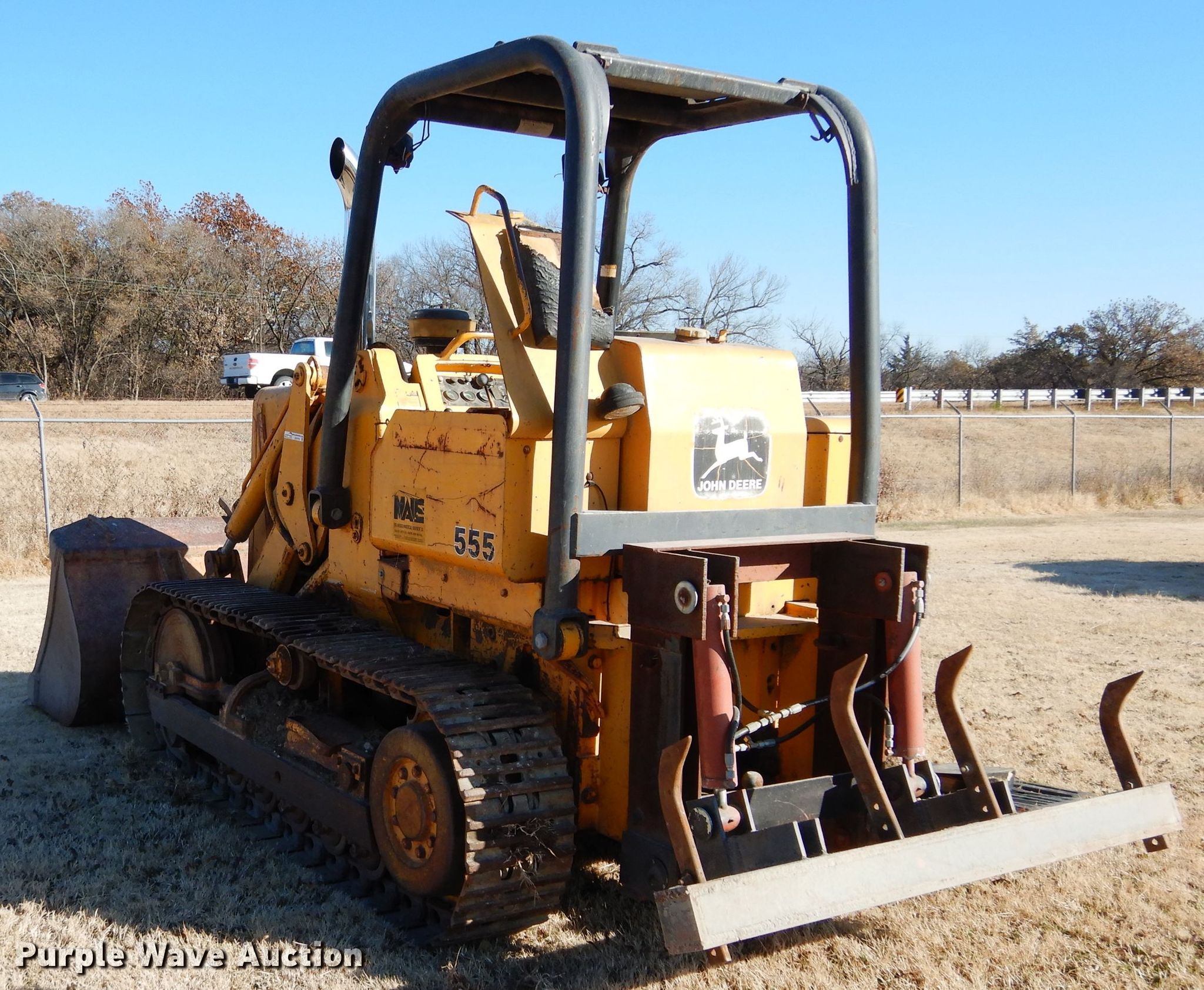 1976 John Deere 555 track loader in Augusta, KS | Item GF9779 sold ...