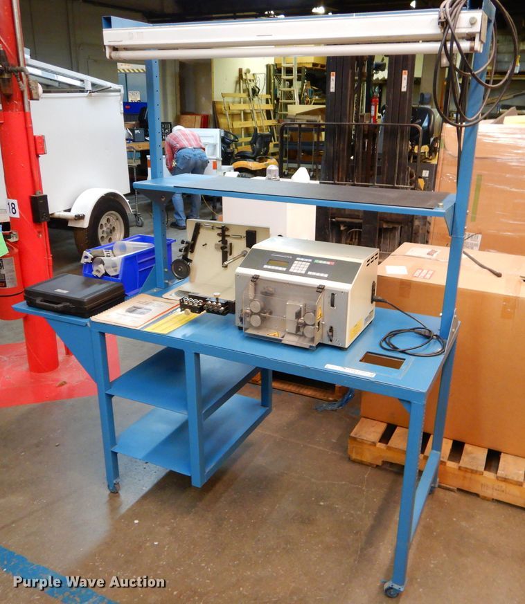Schleuniger ECOStrip 9300 cutter/stripper in Chanute, KS | Item FA9957 ...