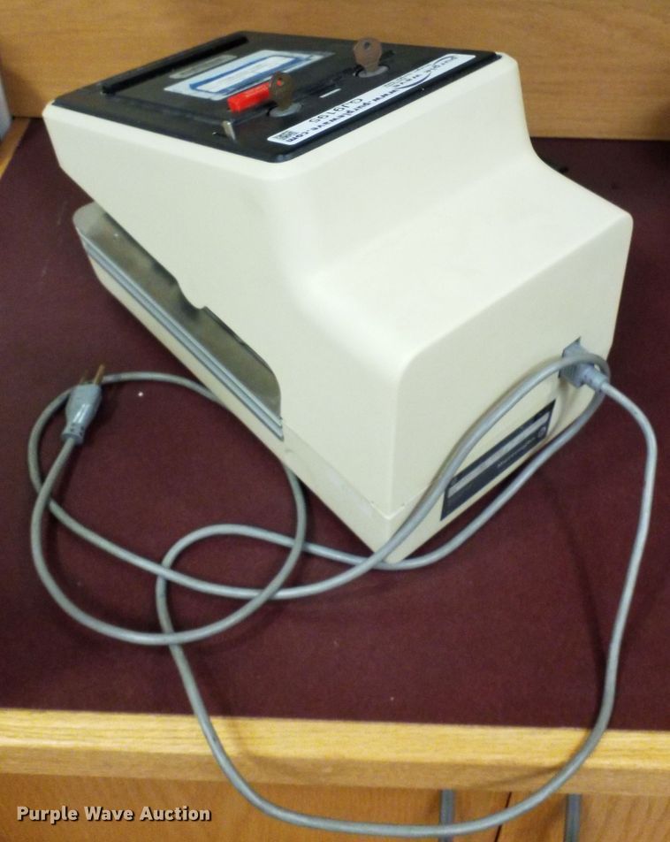 Standard register signature machine in Lincoln, NE | Item GJ9195 sold ...