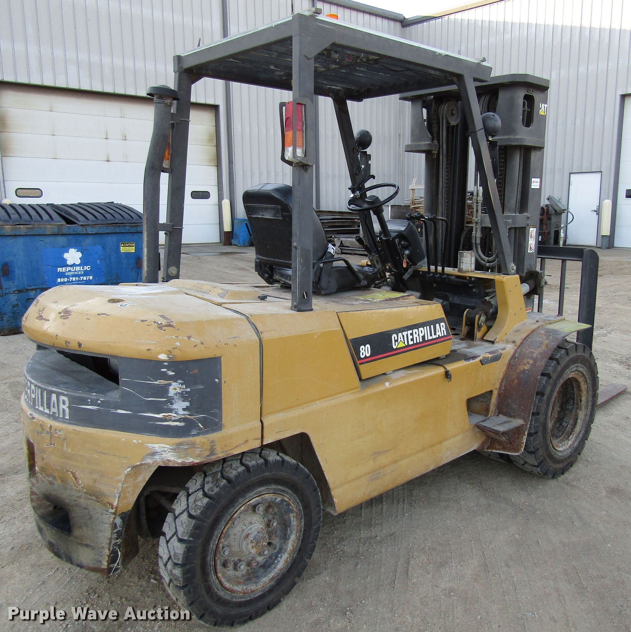 Caterpillar GP40 forklift in Dubuque, IA | Item FD9319 sold | Purple Wave