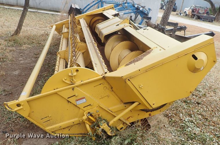 New Holland 1116-BC swather head in Lyons, KS | Item DB7508 sold ...