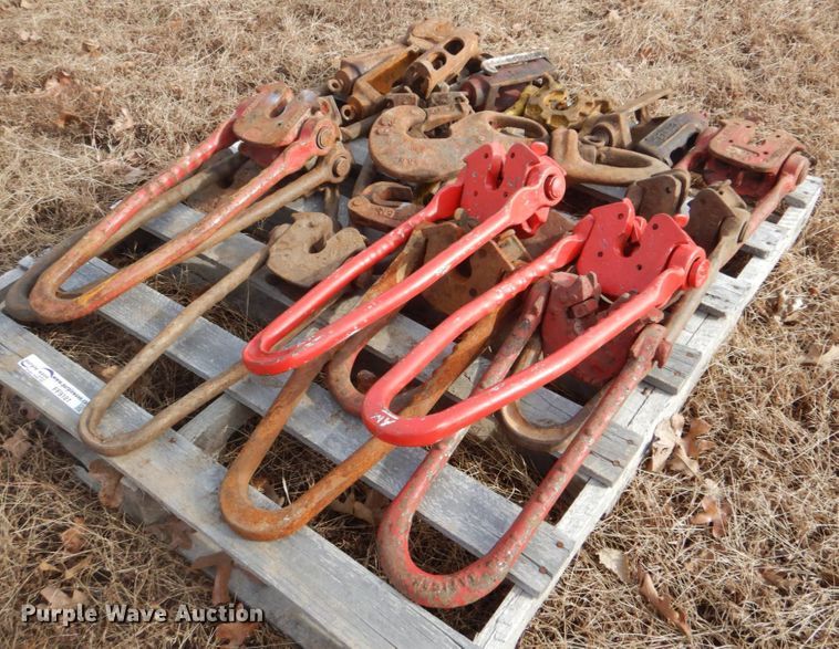 Rod elevators in Cleveland, OK | Item FF9181 sold | Purple Wave