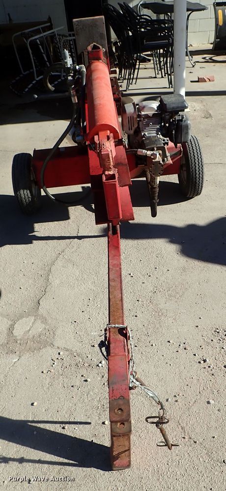 Duerr log splitter in Wichita, KS | Item DC3379 sold | Purple Wave