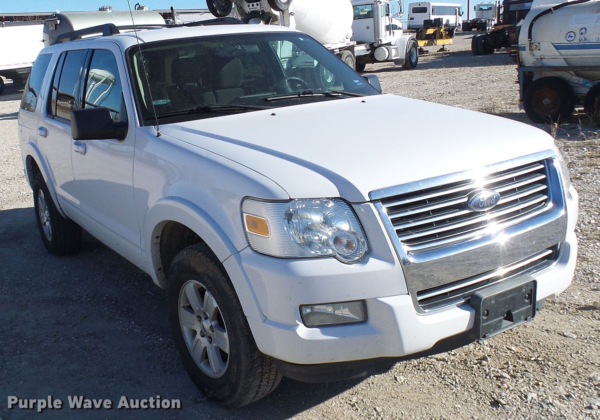2010 Ford Explorer SUV in Columbia, MO | Item DD1980 sold | Purple Wave