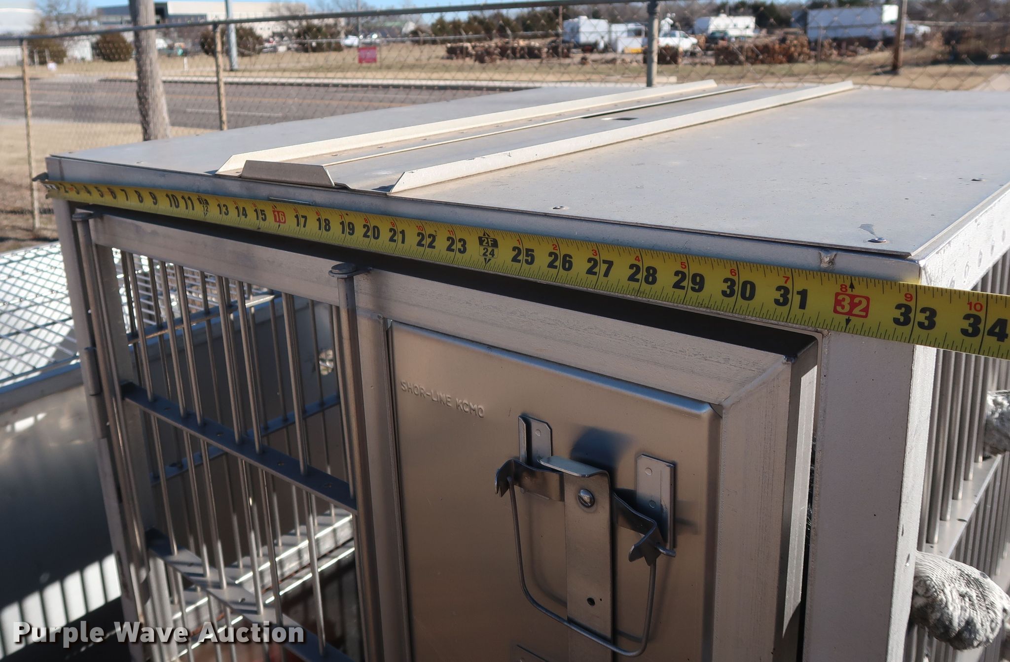 (2) Shor-Line stainless steel cages in Moore, OK | Item DH0821 sold ...