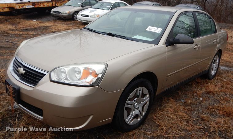 2007 Chevrolet Malibu in Kansas City, KS | Item DE4274 sold | Purple Wave