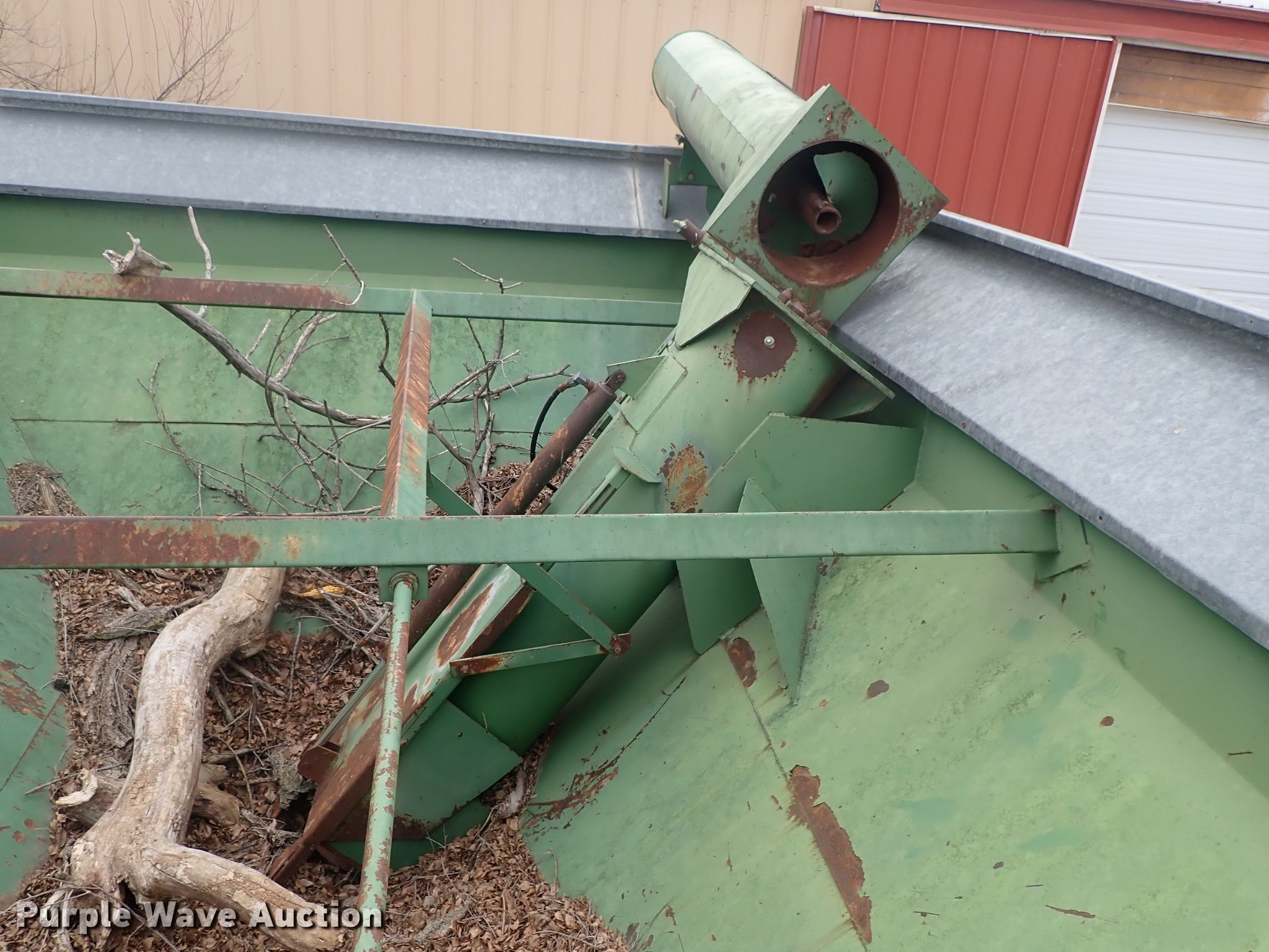 E-z Flow 475 grain cart in Inman, KS | Item DC3366 sold | Purple Wave