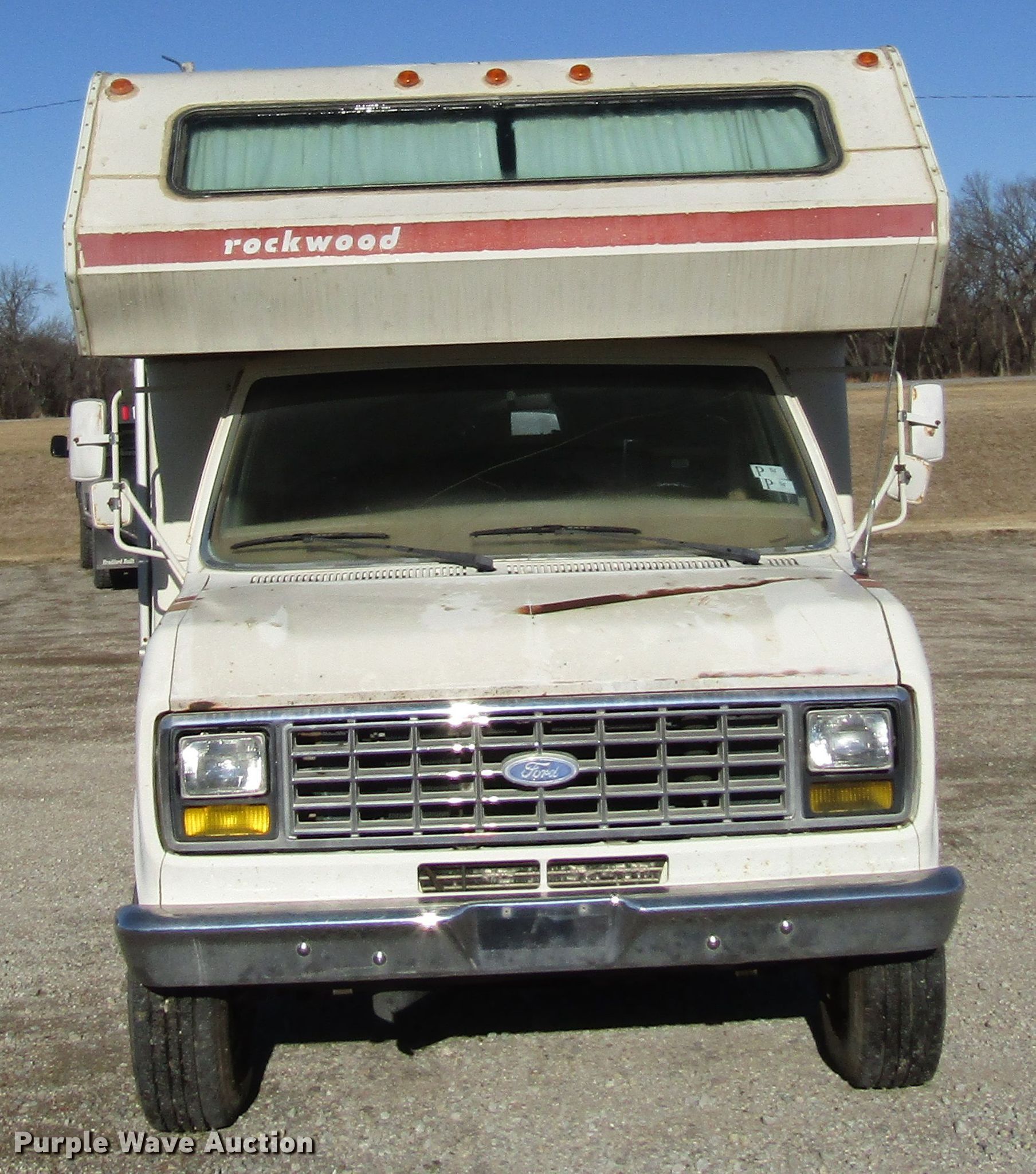 1983 Ford Econoline E350 RV in Emporia, KS | Item DH8329 sold | Purple Wave