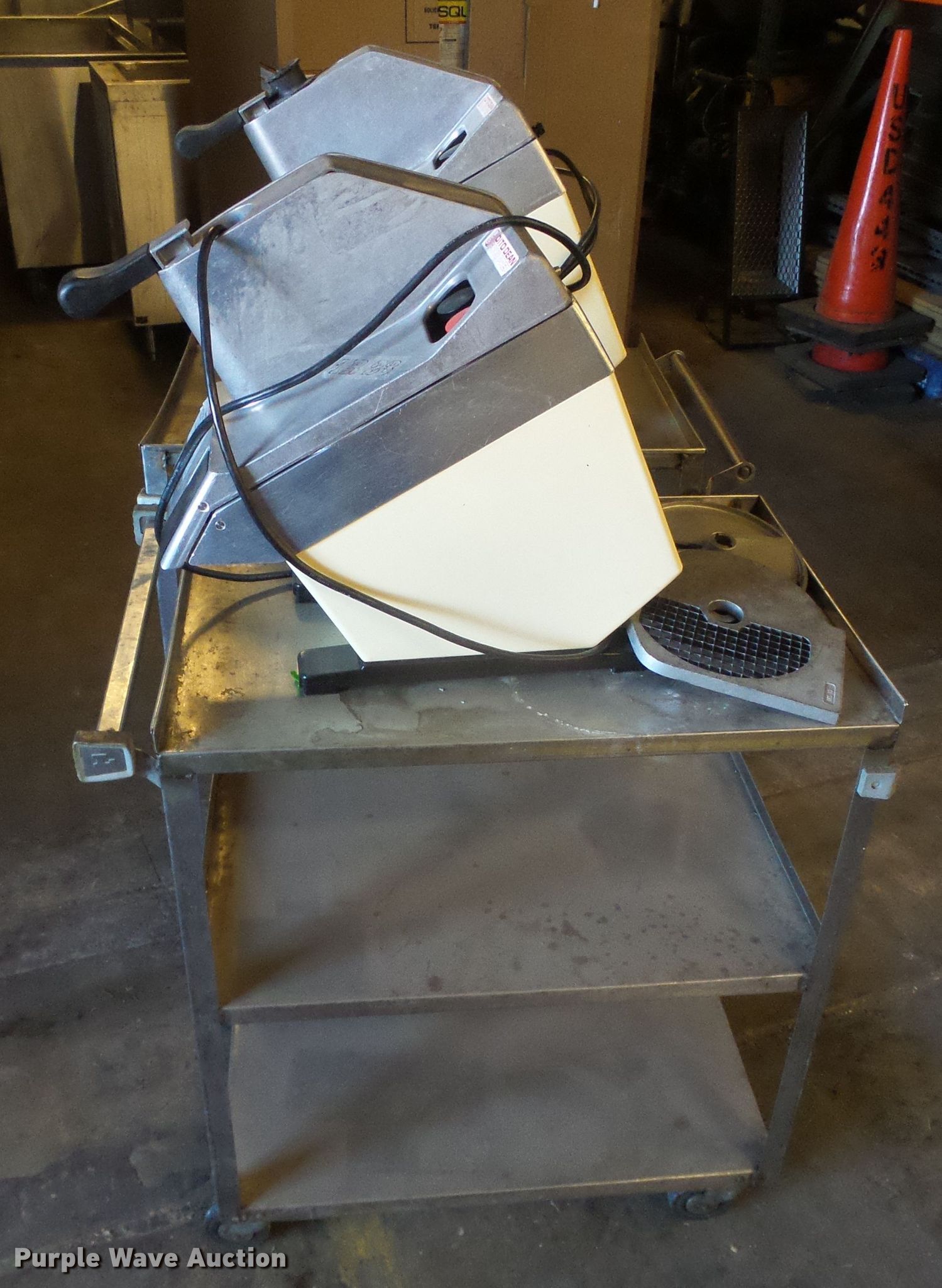 Ditto Dean food processor in Dodge City, KS | Item EL9082 sold | Purple ...