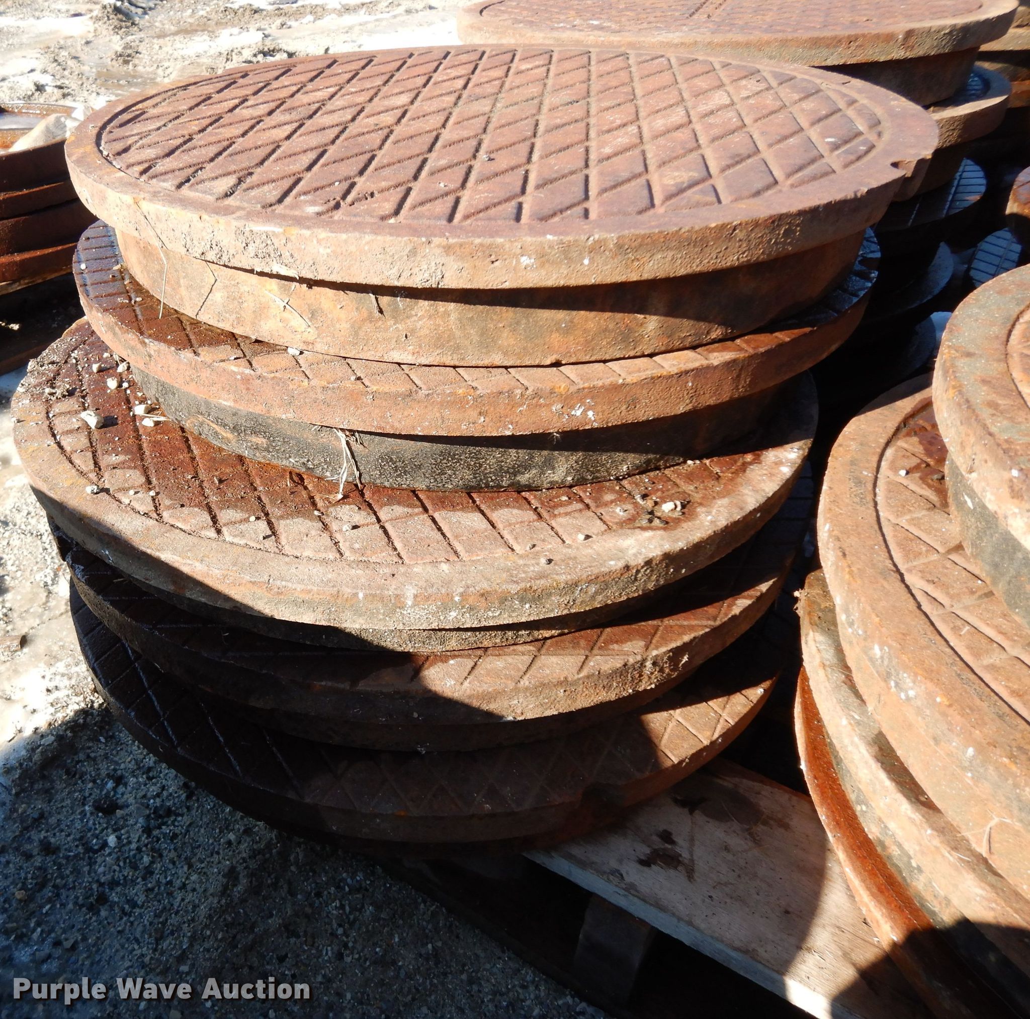 (40) 22" water main lids in Leawood, KS | Item FY9296 sold | Purple Wave