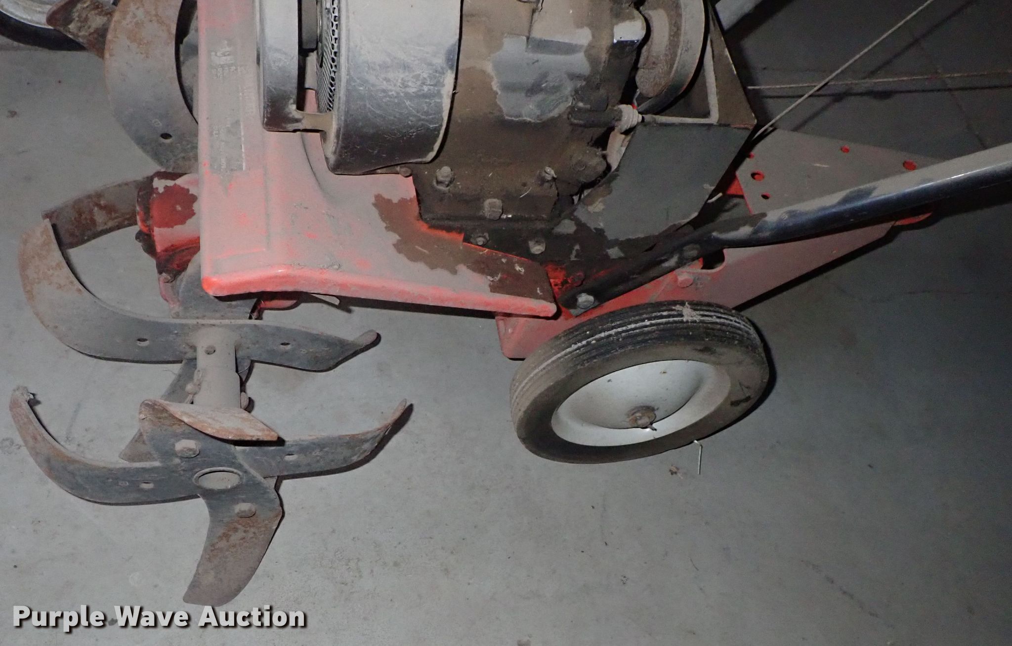 Ariens RT524 tiller in Haysville, KS | Item GF9686 sold | Purple Wave