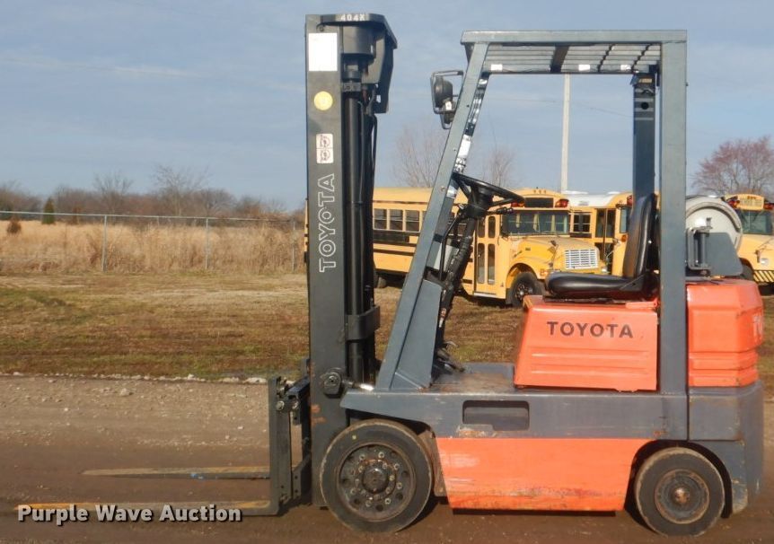 Toyota 8FGCU15 forklift in Collinsville, OK | Item GF9037 sold | Purple ...