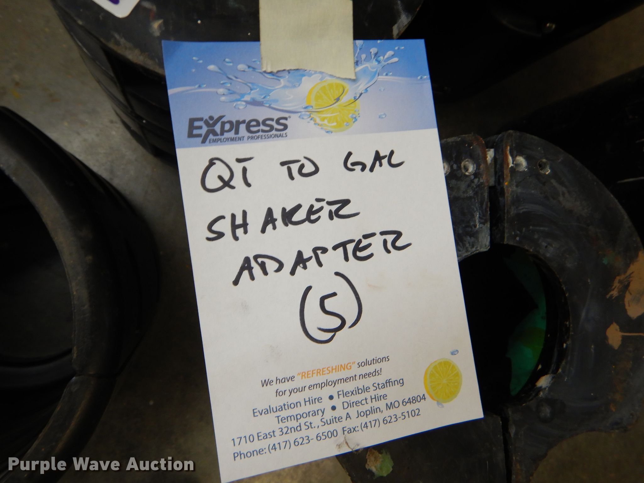 (5) quart and gallon paint shaker adapters in Joplin, MO | Item GG9530 ...