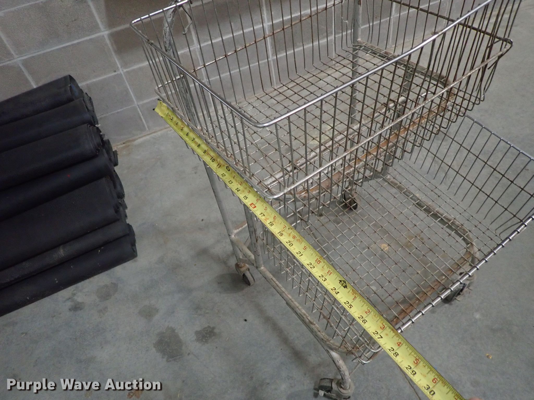 (2) wire storage racks in Hutchinson, KS | Item GF9728 sold | Purple Wave