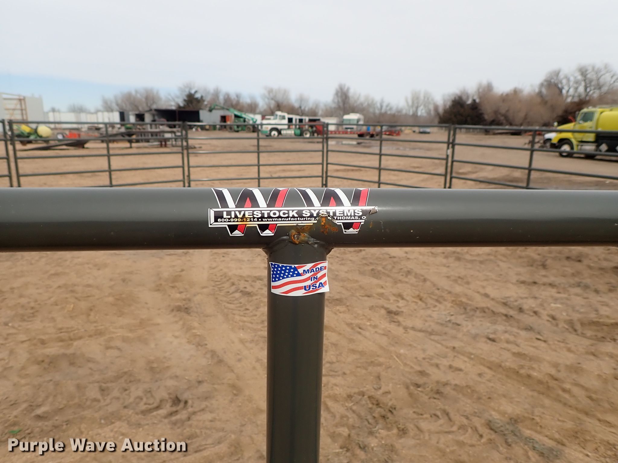 (11) WW livestock panels in Kinsley, KS | Item GW9216 sold | Purple Wave