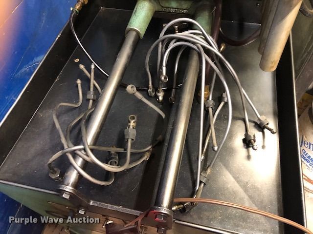 Bacharach BJD injection pump test stand in Seneca, KS | Item H1300 sold ...