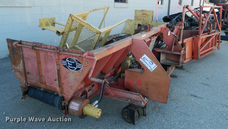 1996 HTC 2000 shoulder spreader in Salina, KS | Item DE4424 sold ...