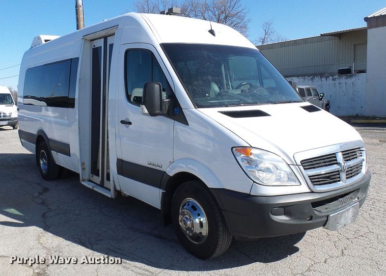 2007 Dodge Sprinter 3500 shuttle bus in Columbia, MO | Item DD1773 sold ...