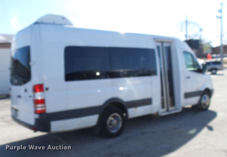 2007 Dodge Sprinter 3500 shuttle bus in Columbia, MO | Item DD1773 sold ...