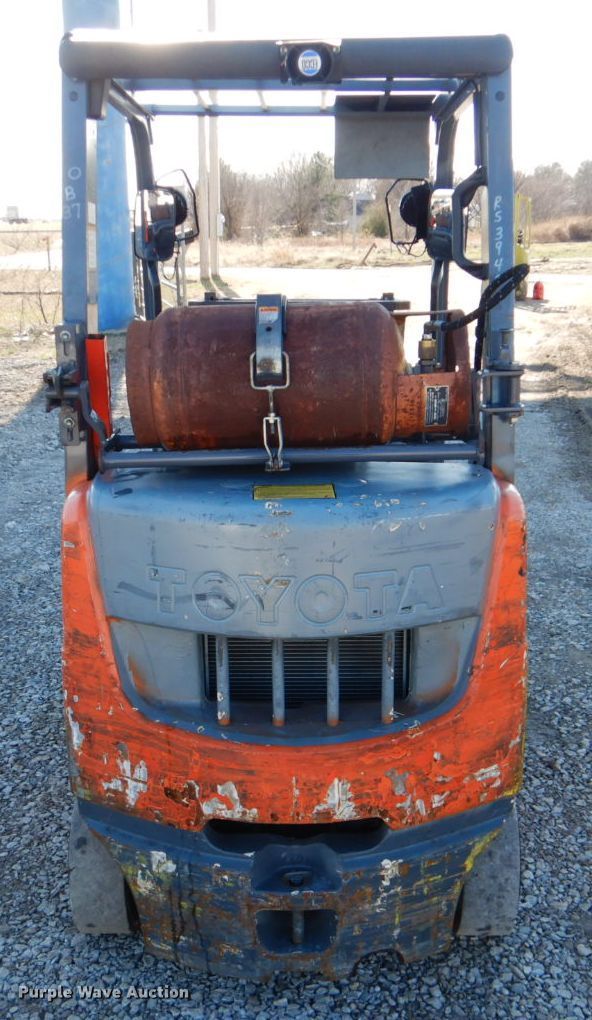 Toyota 8FGCU20 forklift in Collinsville, OK | Item GF9072 sold | Purple ...