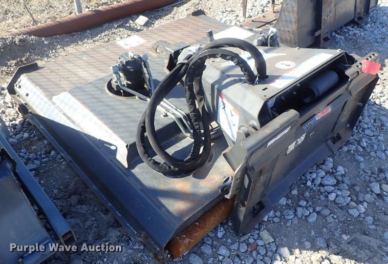 2016 Bobcat 72 skid steer mower in Wichita, KS | Item FF9484 sold ...