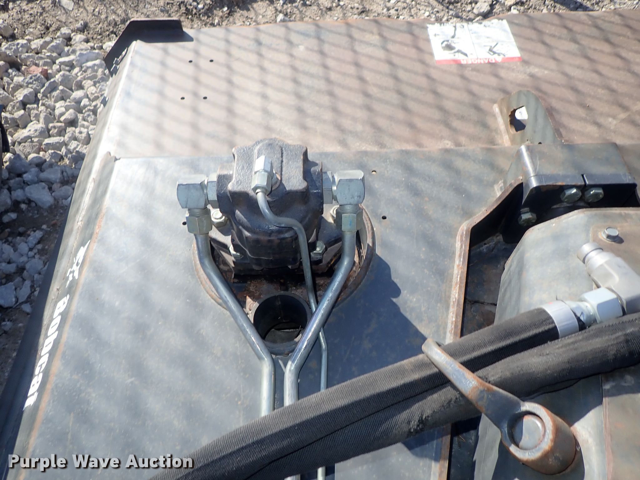2016 Bobcat 72 skid steer mower in Wichita, KS | Item FF9484 sold ...