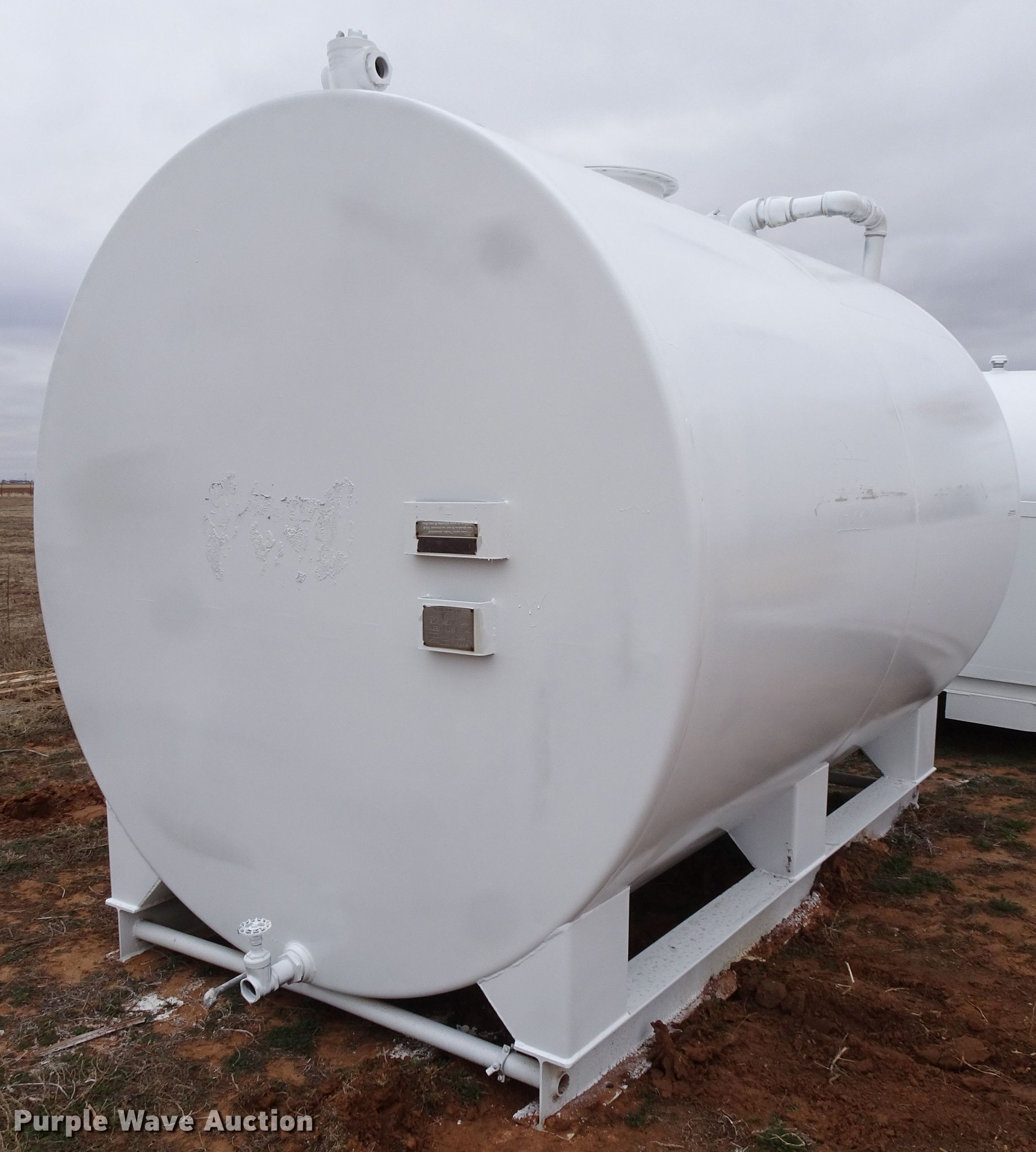 Watco fuel tank in Slaton, TX | Item GC9173 sold | Purple Wave