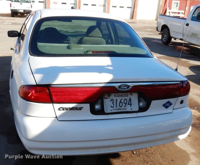 2000 Ford Contour SE in Manhattan, KS | Item DG6267 sold | Purple Wave