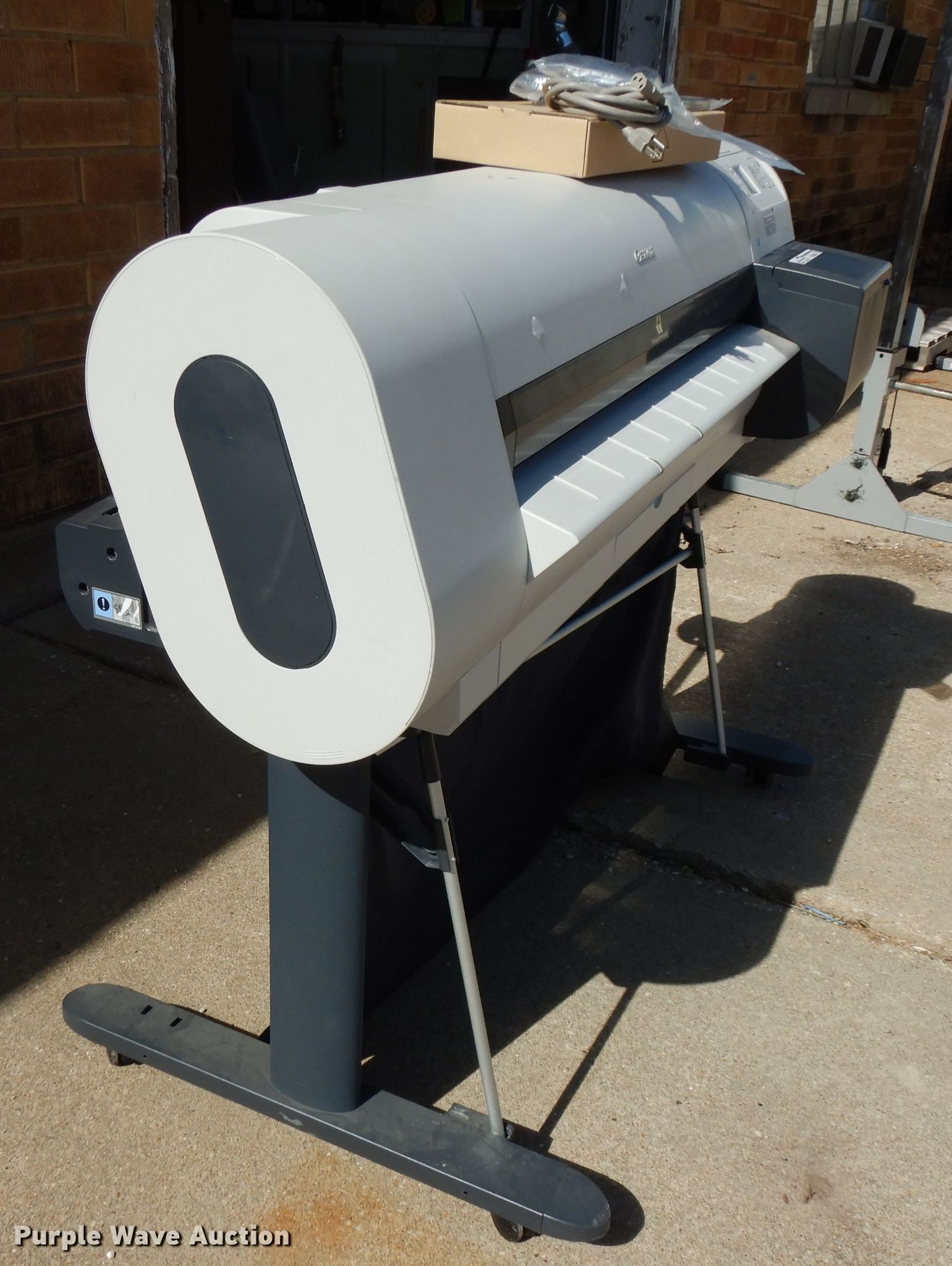 Canon iPF710 Image Pro Graf vinyl cutter in Alma, KS | Item FD9808 sold ...