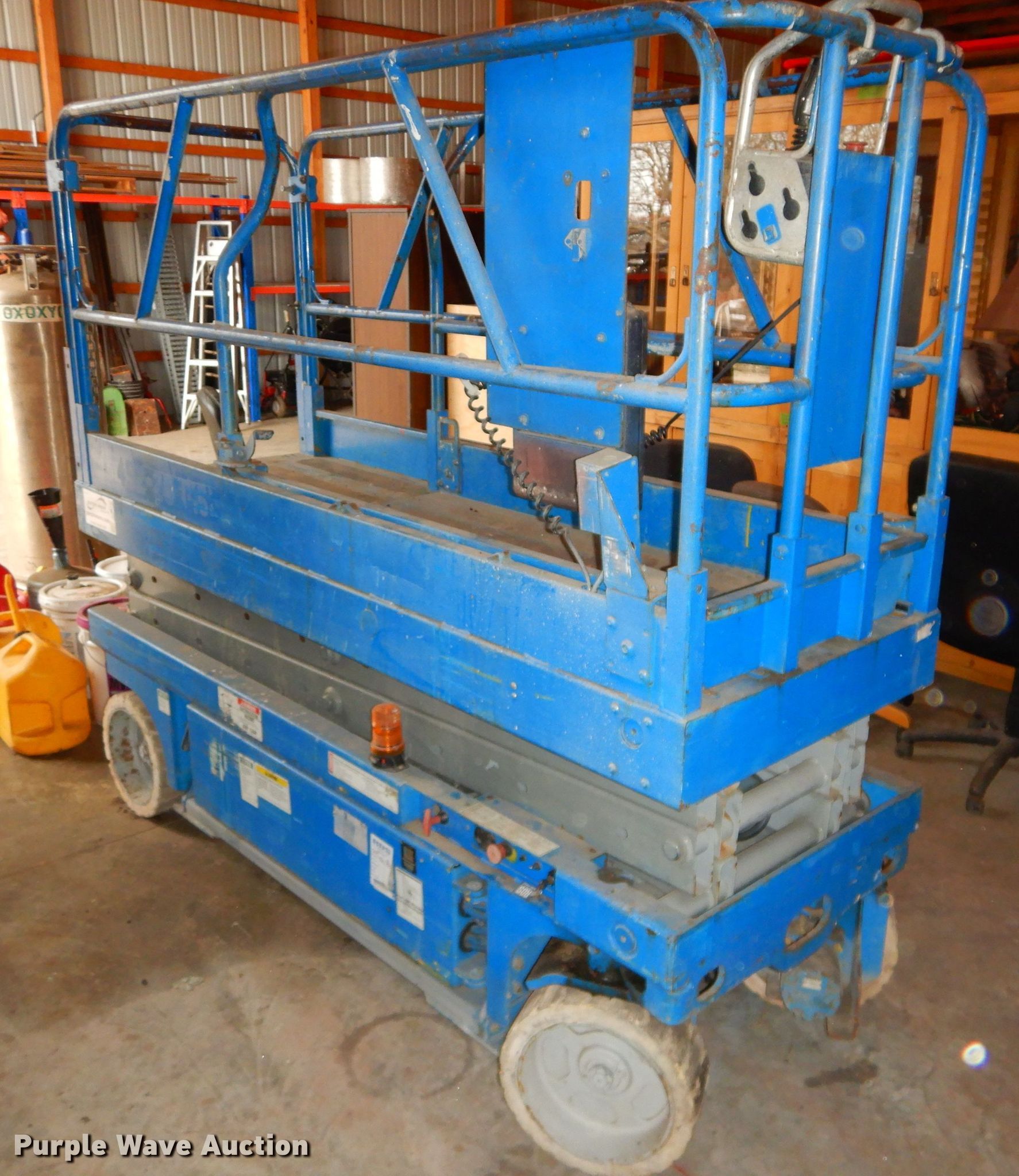 2000 Genie GS2032 scissor lift in Stilwell, KS | Item DH4396 sold ...
