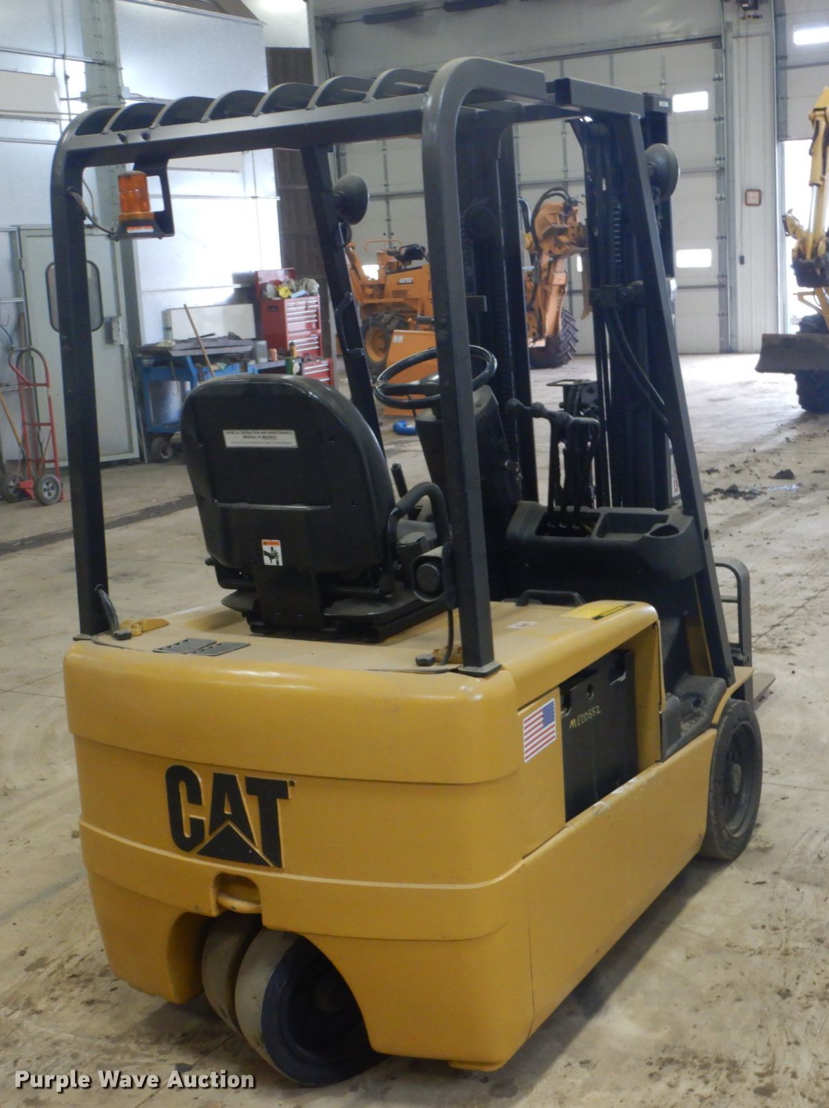 Caterpillar ET3000 forklift in Hutchinson, MN | Item GW9515 sold ...