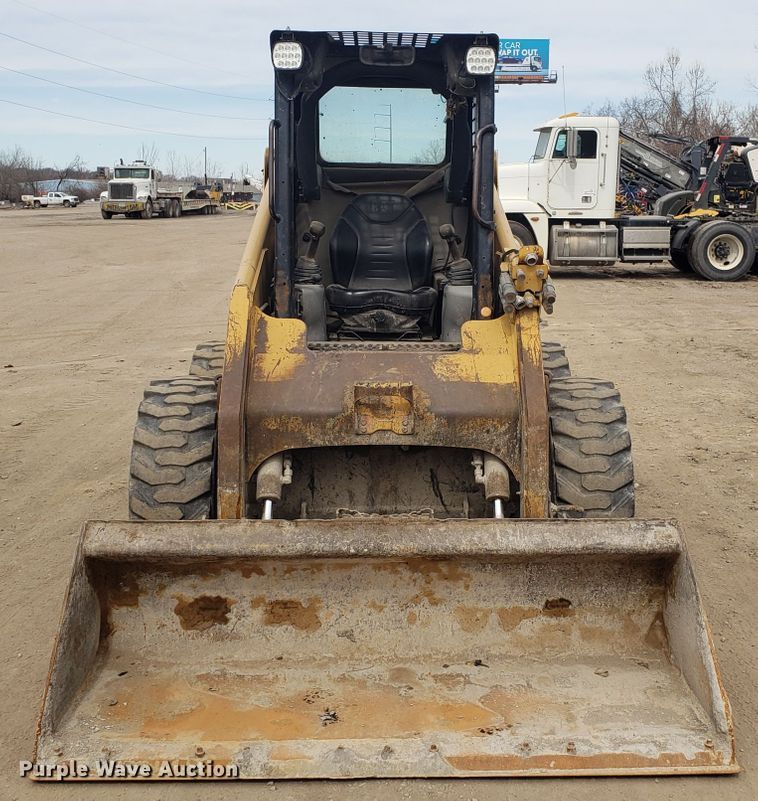 2005 Caterpillar 248B skid steer loader in Kansas City, MO | Item ...