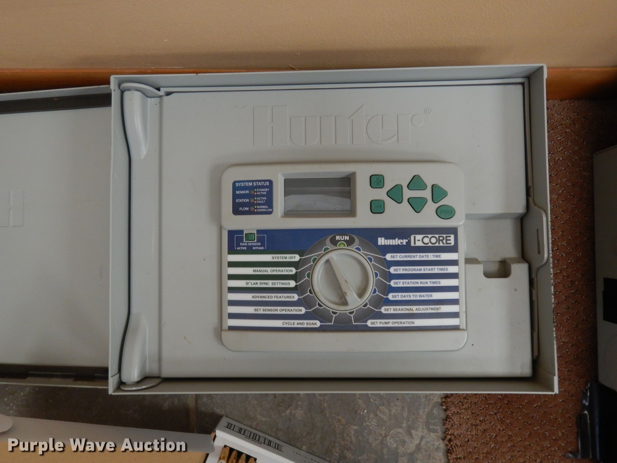 (2) Hunter ICore sprinkler controllers in Osage City, KS | Item FN9044 ...