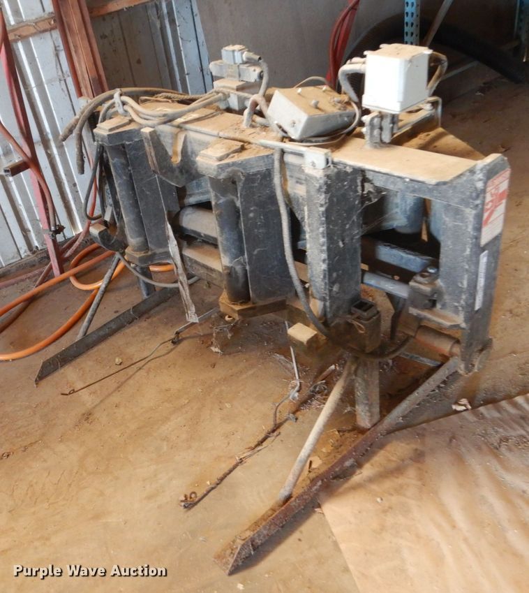 Etherell three point guide hitch in Perry, IA | Item GW9533 sold ...