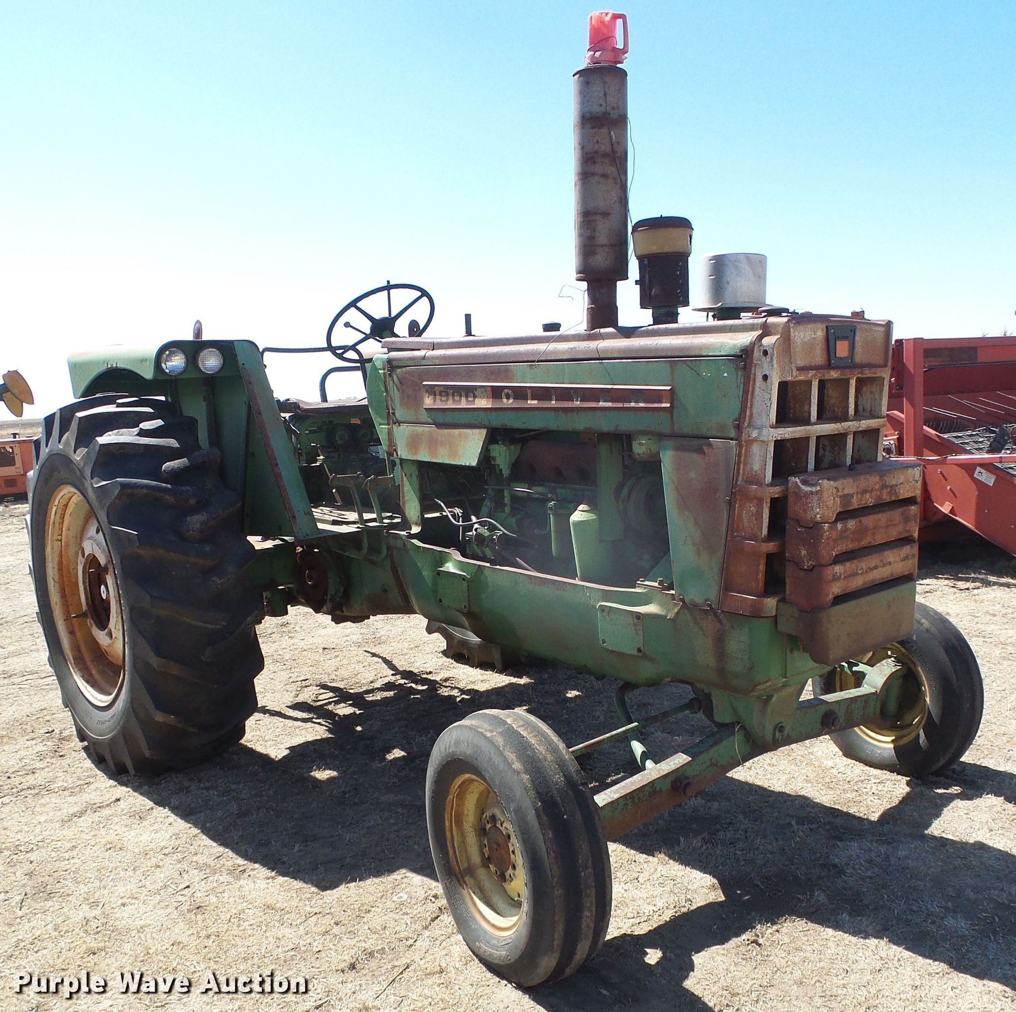 Oliver 1900 tractor in Sublette, KS | Item DH4847 sold | Purple Wave