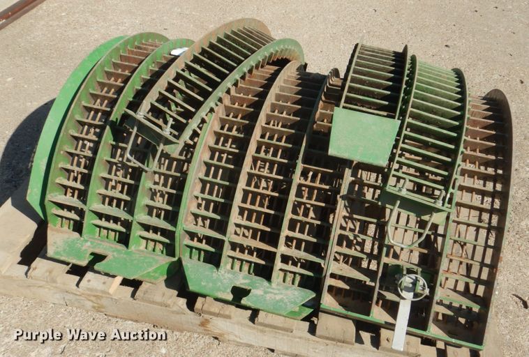 Large wire concaves in Wakeeney, KS | Item DJ3089 sold | Purple Wave