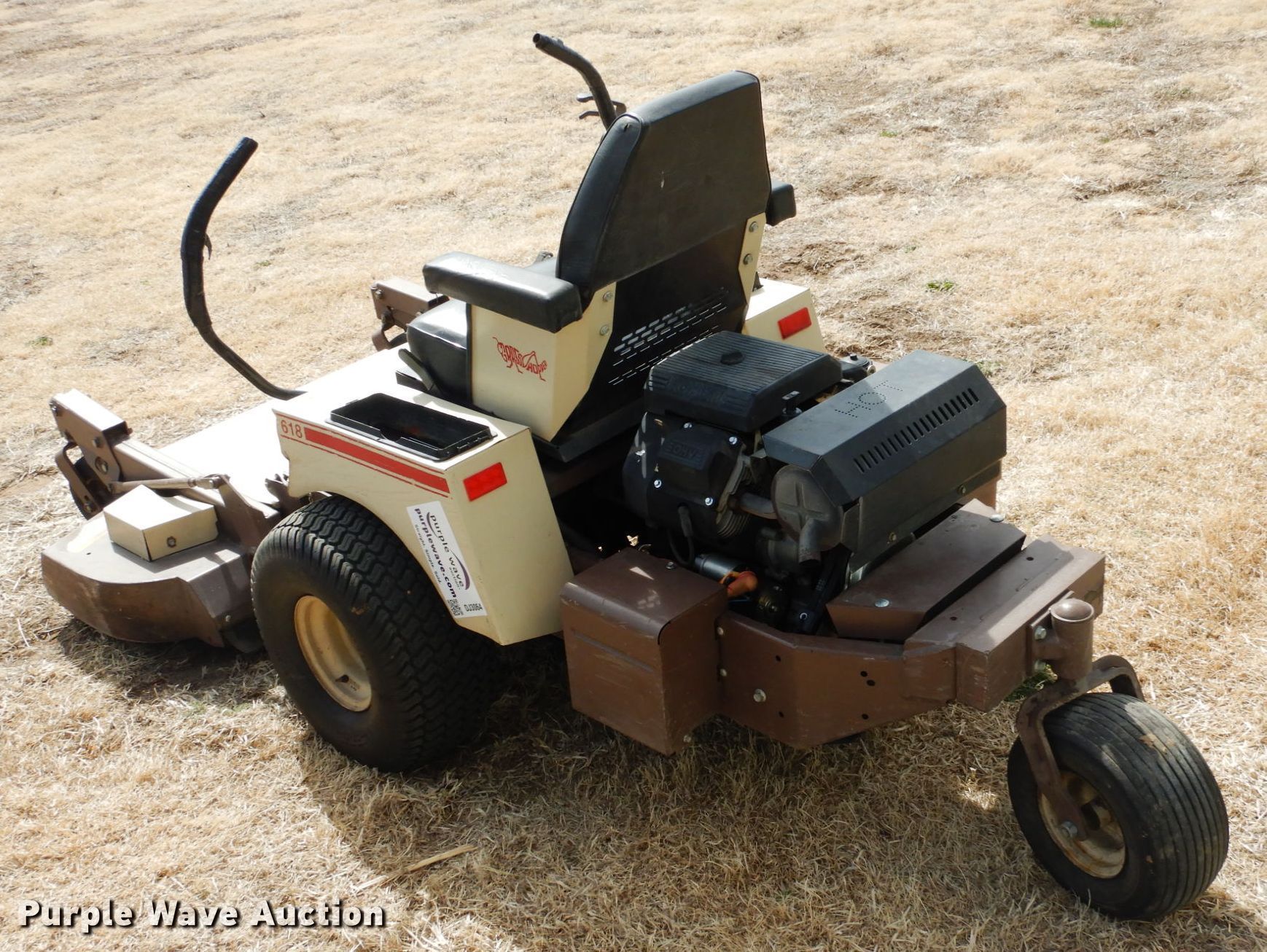 Grasshopper 618 ZTR lawn mower in Wakeeney, KS | Item DJ3064 sold ...