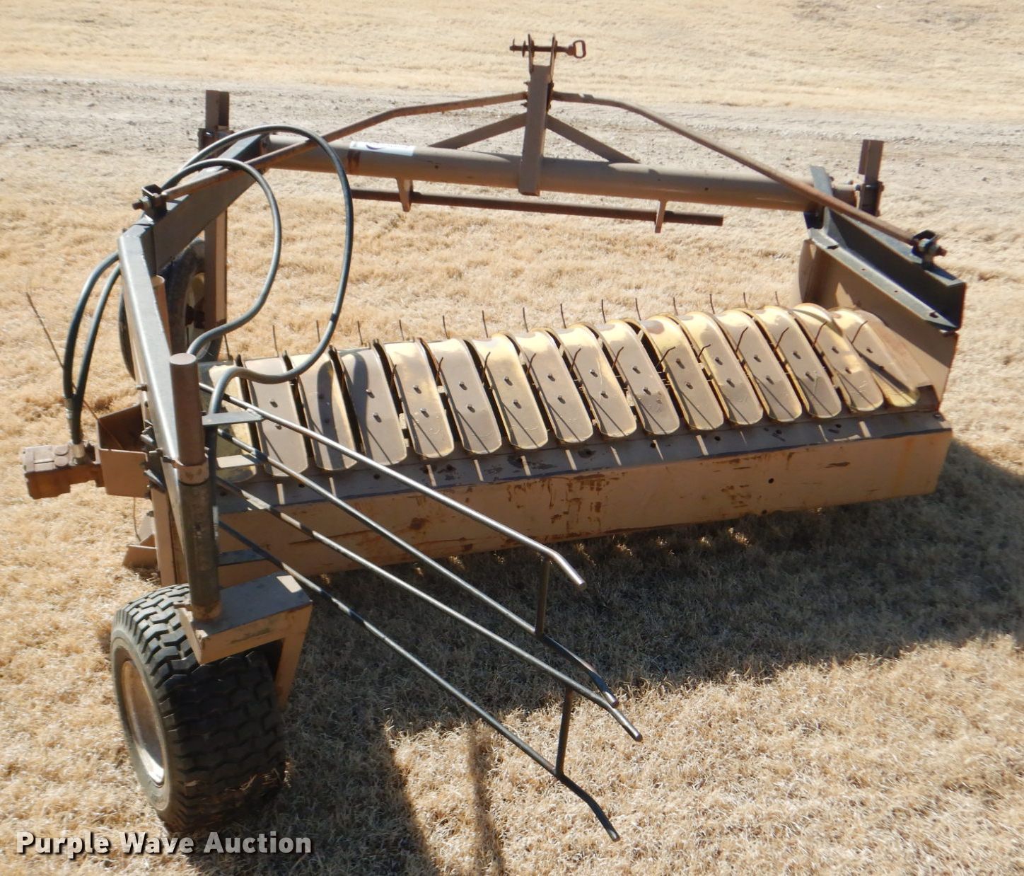 A&L windrow turner in Wakeeney, KS | Item DJ3086 sold | Purple Wave