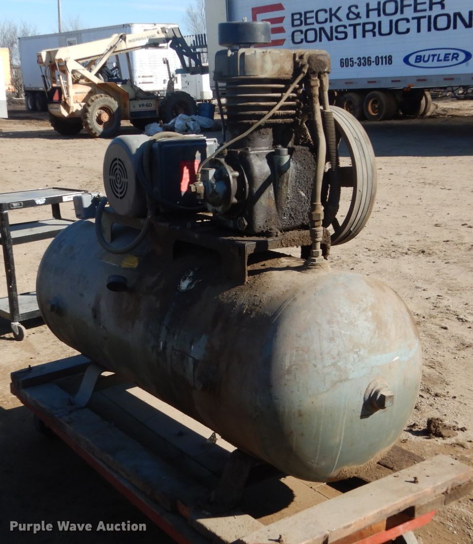 Pacemaker air compressor in Sioux Falls, SD | Item GW9598 sold | Purple ...