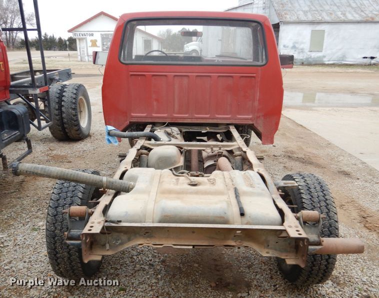 1986 Ford F350 pickup truck cab and chassis in Sylvan Grove, KS | Item ...