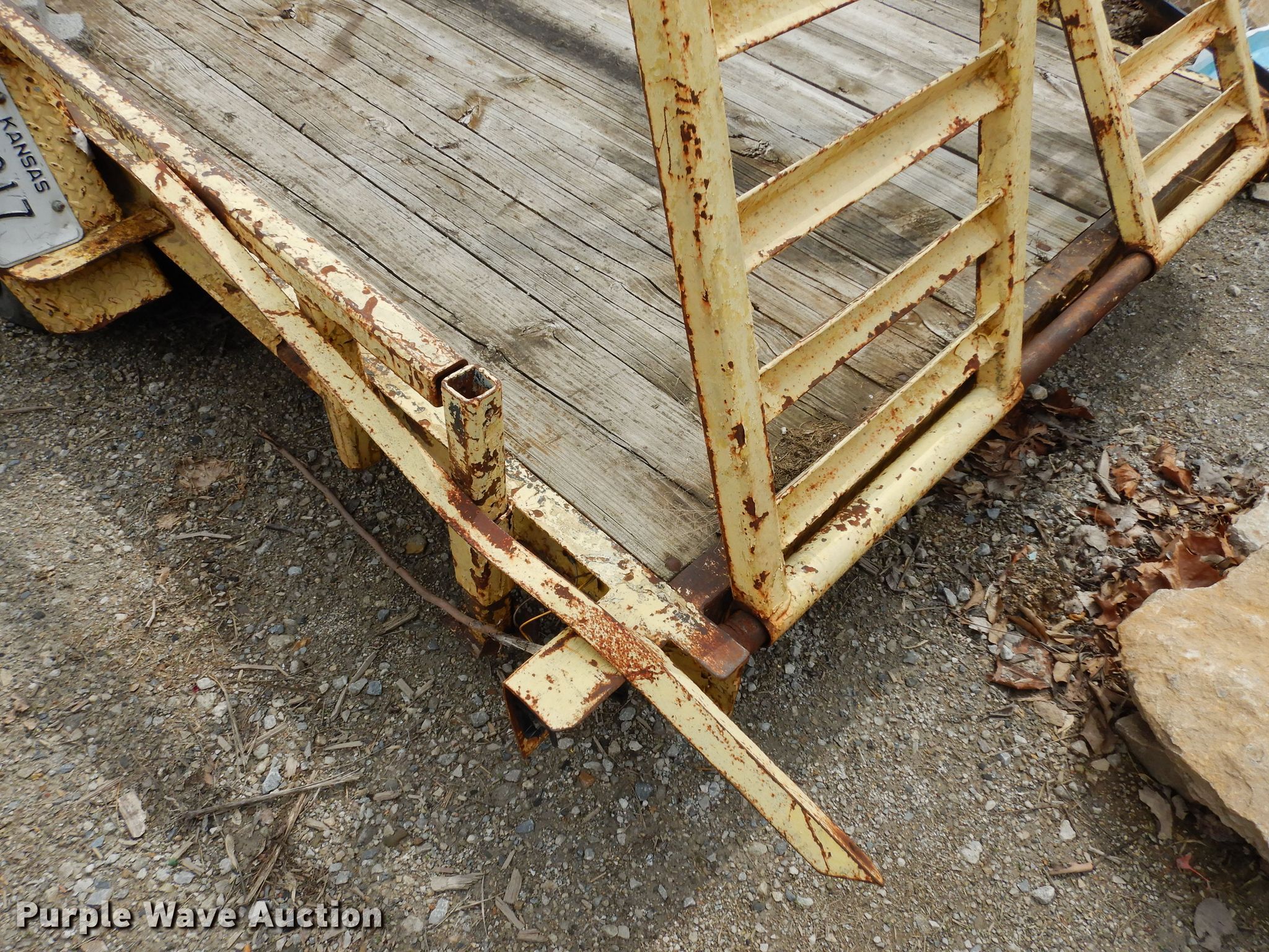 1989 Jantz equipment trailer in Kansas City, KS | Item FD9989 sold ...