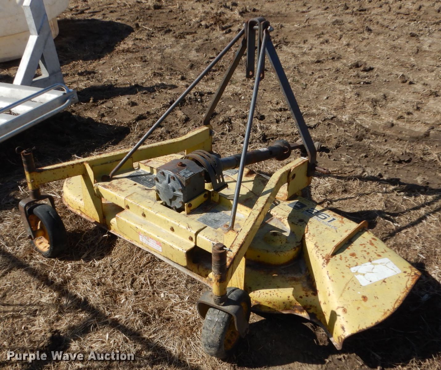 John Deere 261 finish mower in Saint Charles, IA | Item GW9681 sold ...
