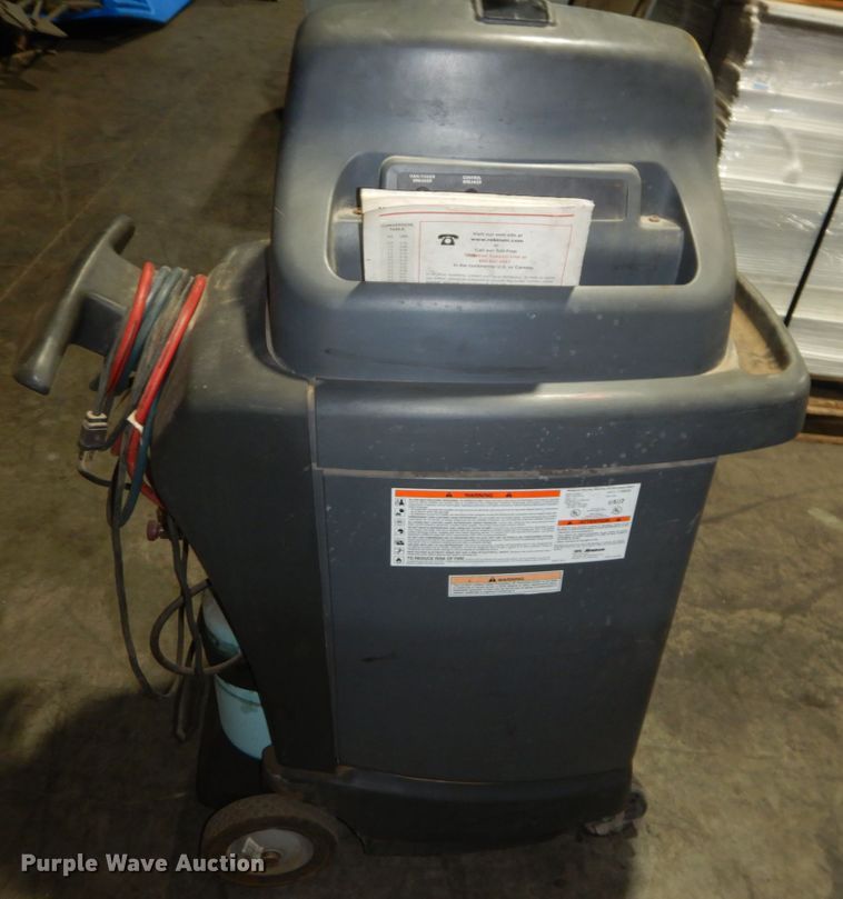 Robinair Cooltech 34700Z AC recharging system in Salina, KS | Item ...