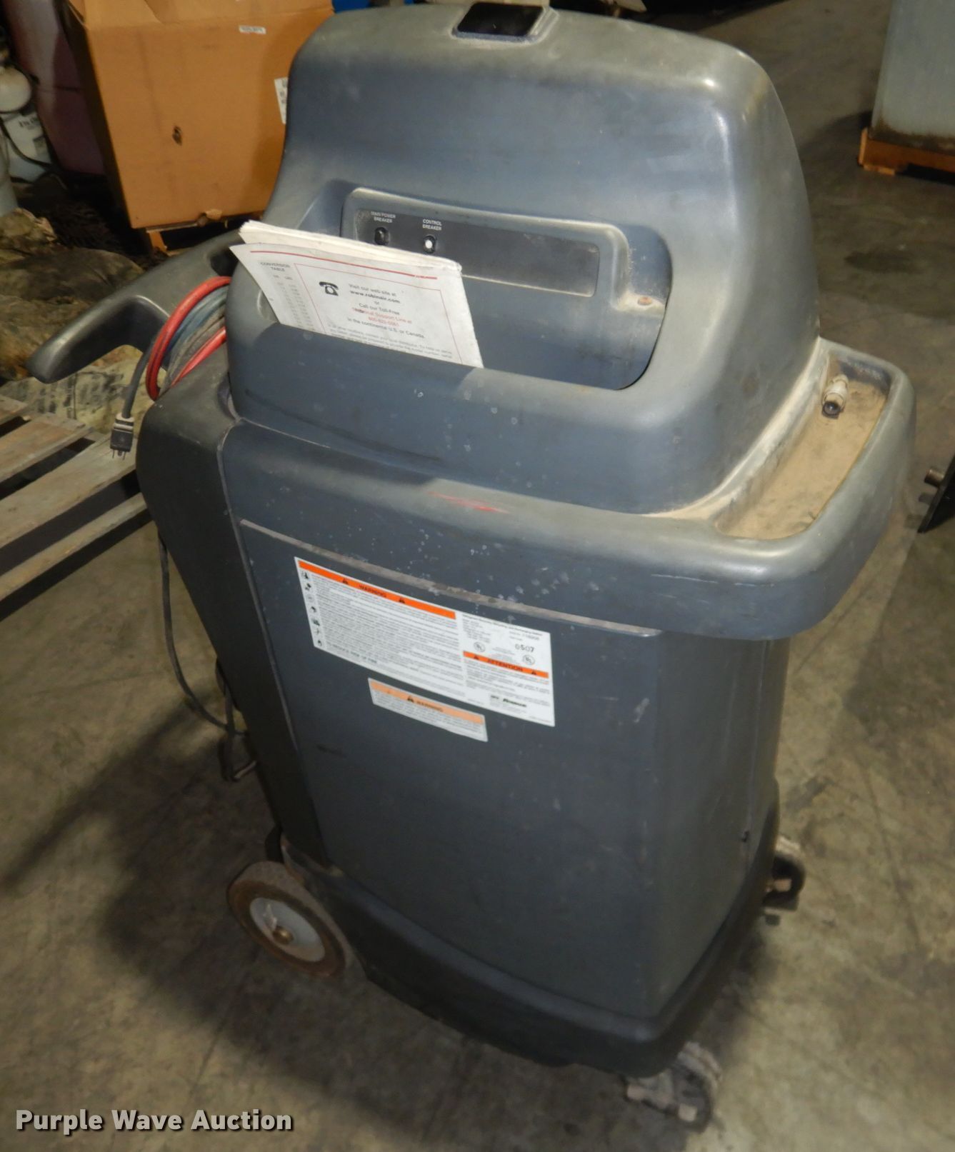 Robinair Cooltech 34700Z AC recharging system in Salina, KS | Item ...