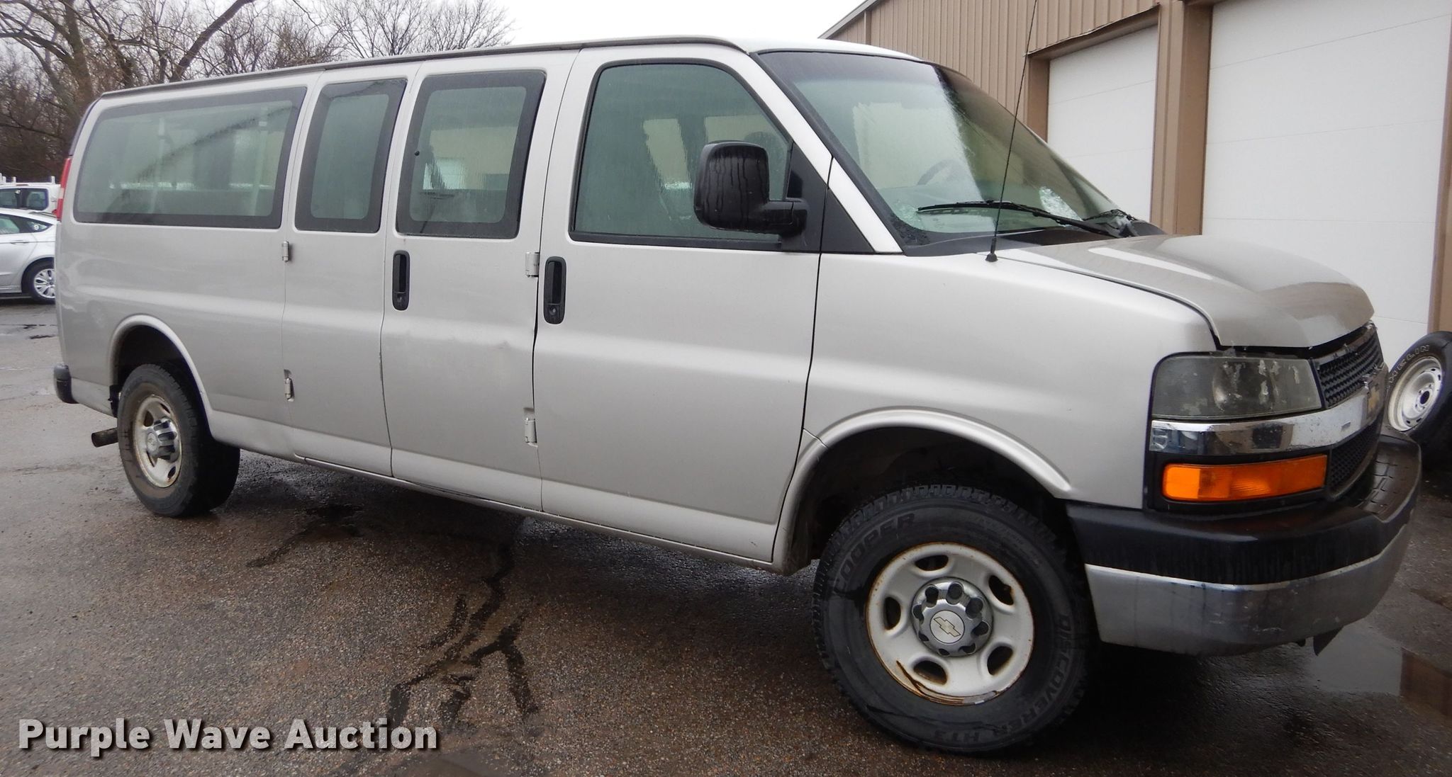 2007 Chevrolet Express 3500 van in El Dorado, KS | Item GE9220 sold ...