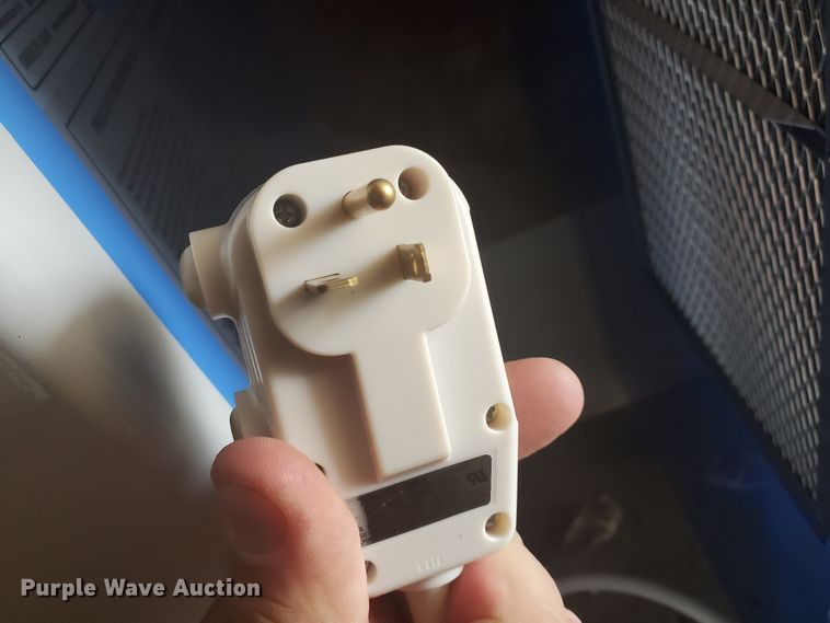 (2) Airrex HSC-18 AC units in Belleville, KS | Item GX9899 sold ...