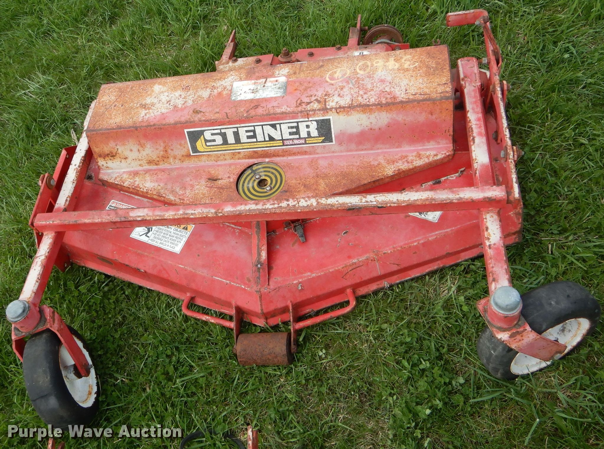 Steiner 430 lawn mower in Clinton, IL | Item DF3058 sold | Purple Wave
